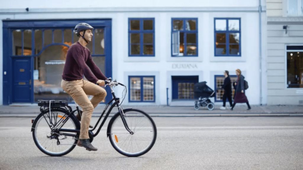 Review electric city bike Elops 500e review from Decathlon - on-my-bike en