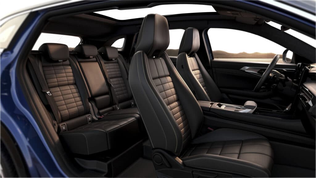 Renault Austral E-Tech full hybrid: taking control - on-my-bike en